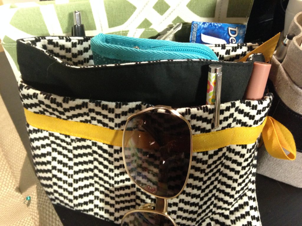 DIY Purse Organizer - Studio 5
