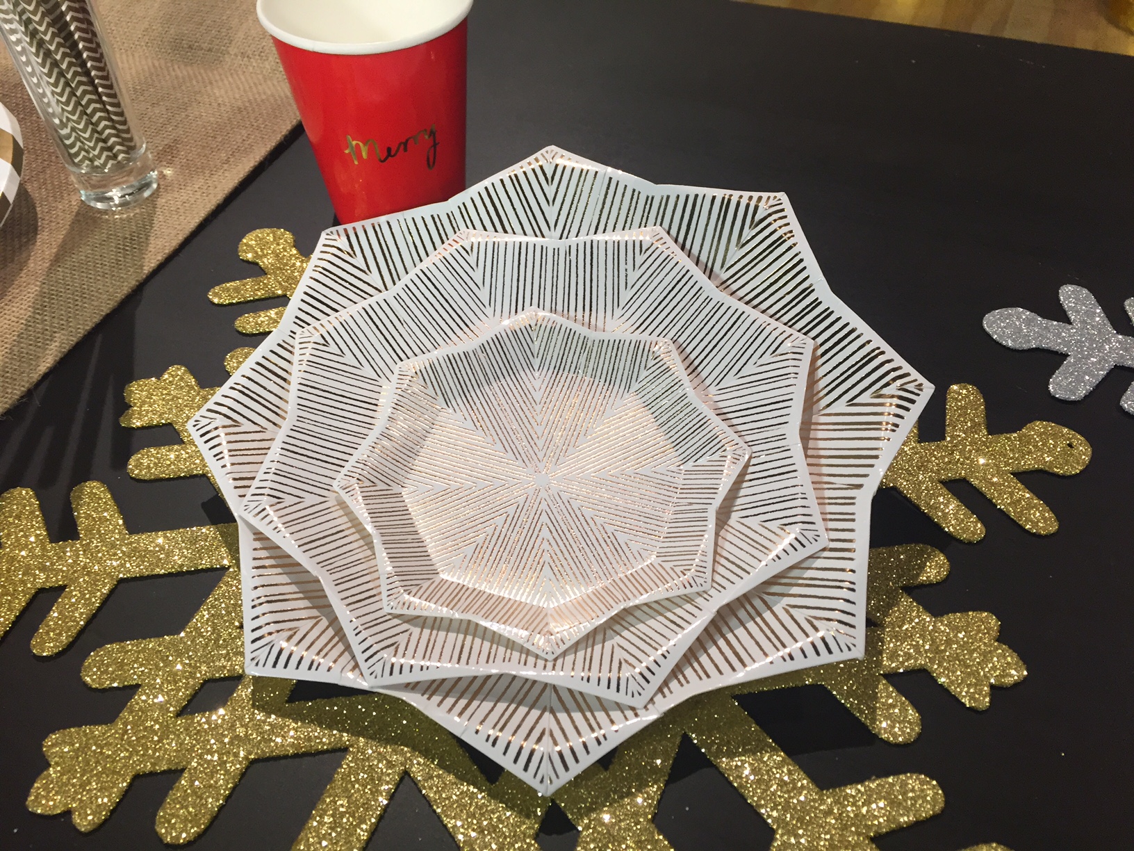 Trend Tracker: Pretty Paper Goods - Studio 5