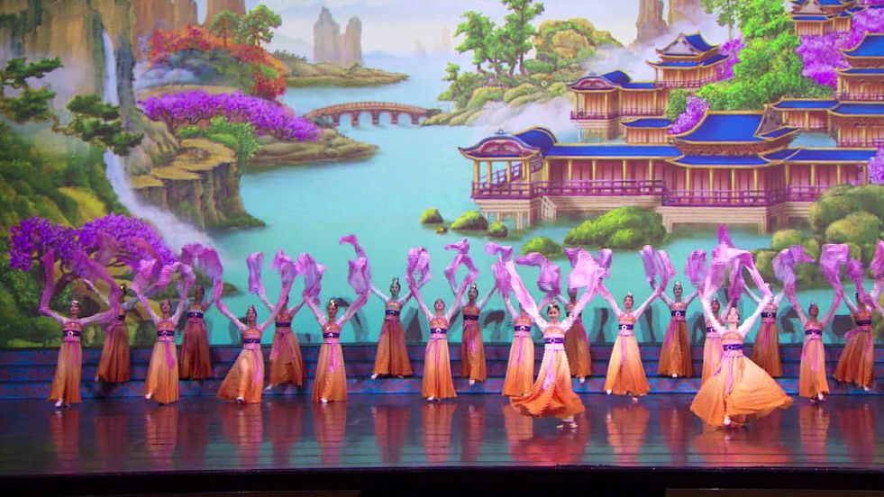 Experience a Night of Traditional Chinese Dance - Studio 5