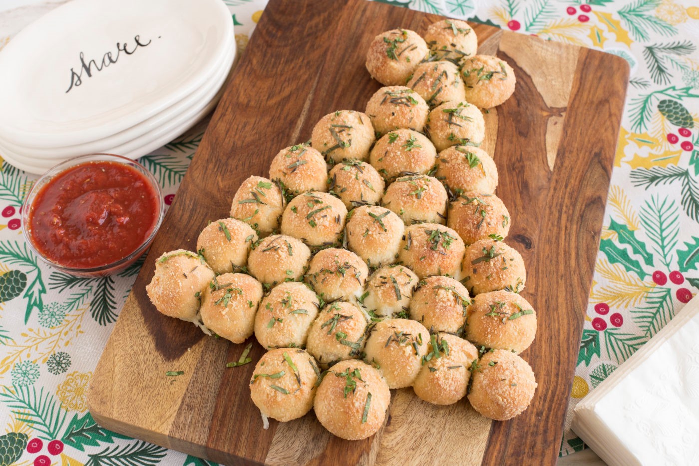 Semi-Homemade Christmas Tree Cheesy Bites - Studio 5