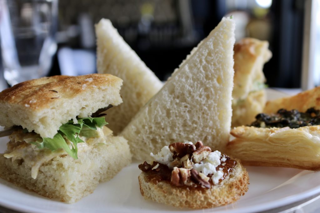 Think bigger than In 'n Out...5 date night experiences for the foodie ...