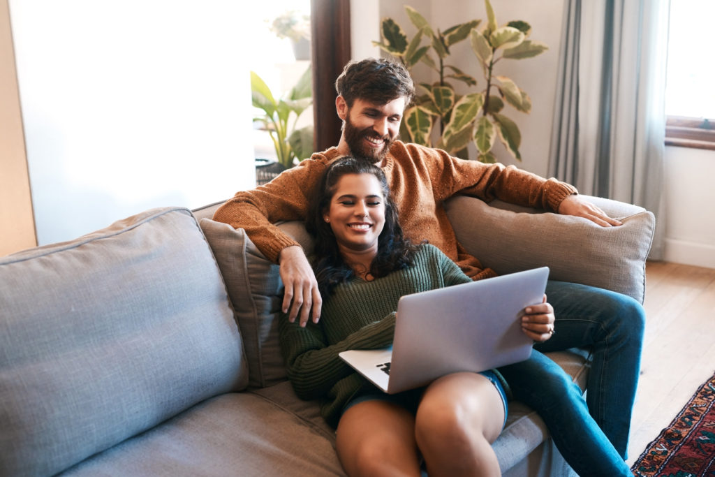 5 Ways to Make Sure Your Marriage Survives Social Distancing