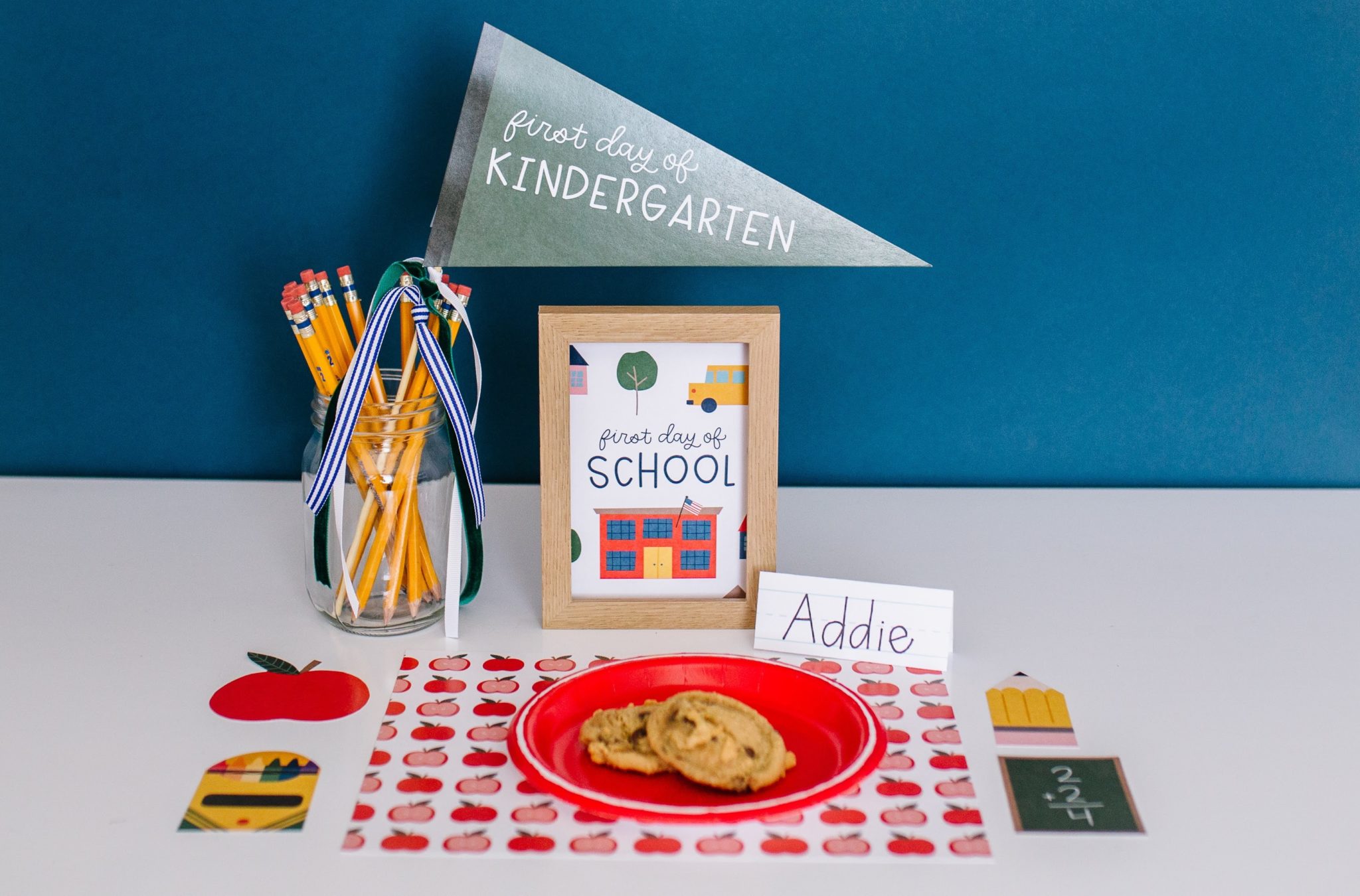 Start the year off right! This is the simplest and cutest back-to ...