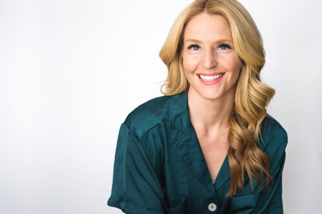 Emily Nelson - Studio 5