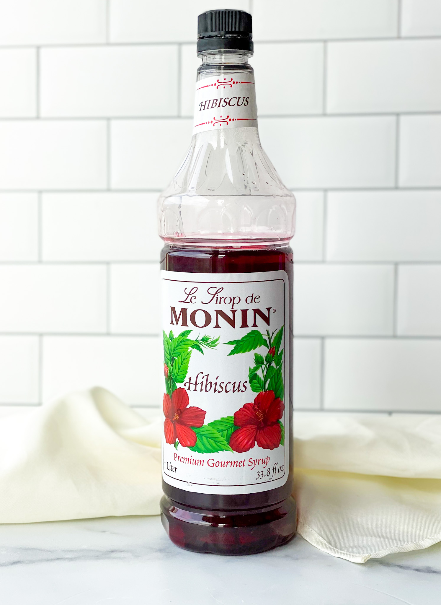 Try 2022's trending flavor! This hibiscus syrup makes refreshing summer ...
