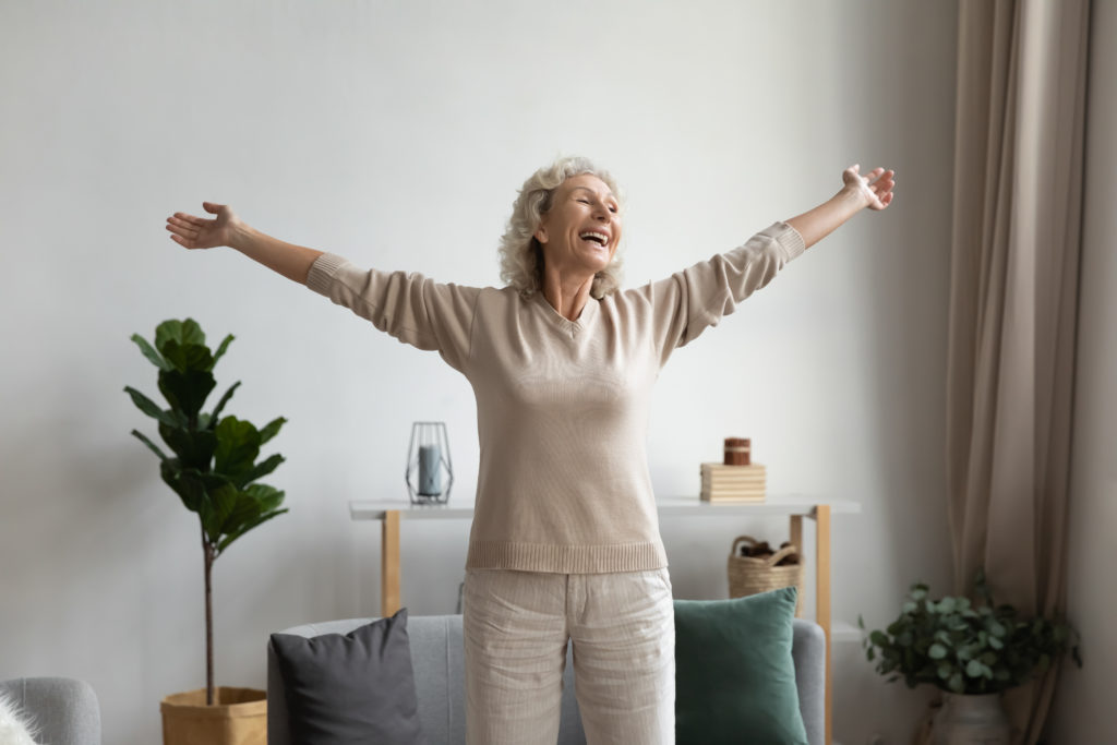 Exercise to improve your posture! 2 moves to help you stand a little ...