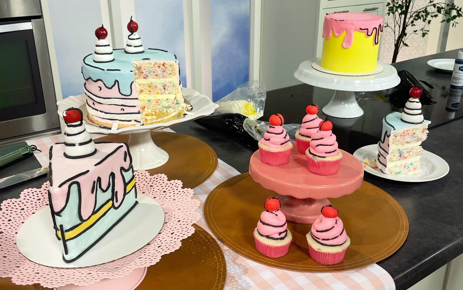 Decorate a cartoon cake that will fool a crowd! Here's the tutorial...