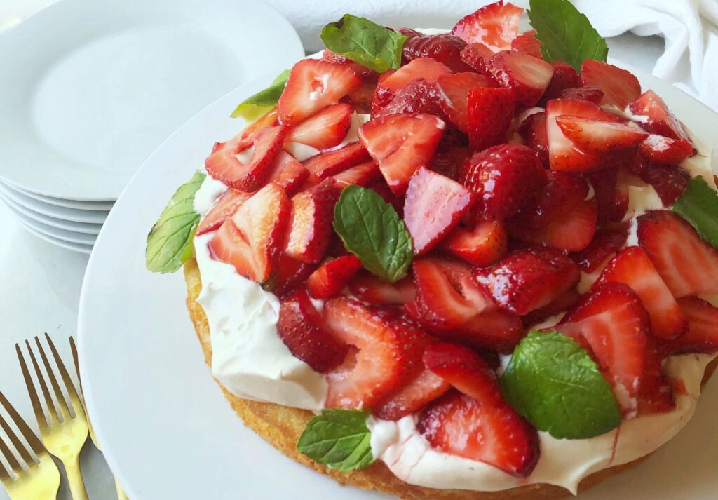 Add This Star-Spangled Strawberry Shortbread Cake to Your Fourth Spread