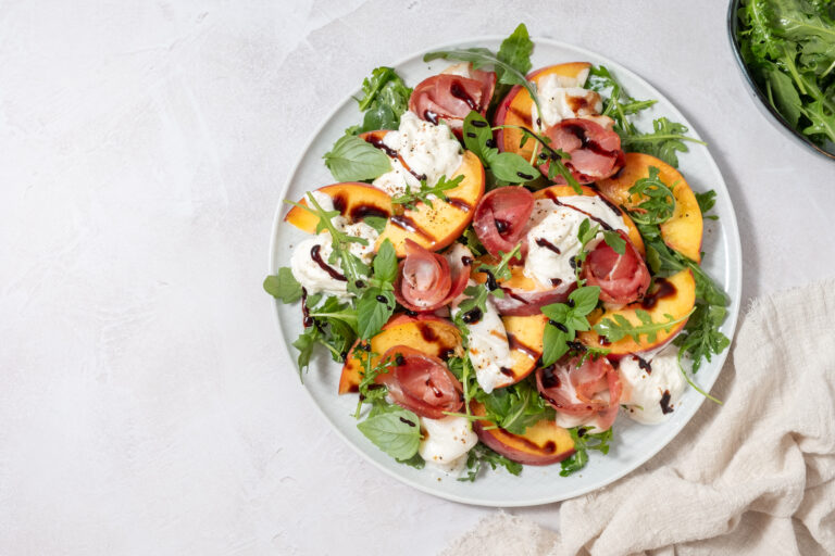 This Vibrant Peach Burrata Salad Highlights Everyone's Favorite Fall Fruit