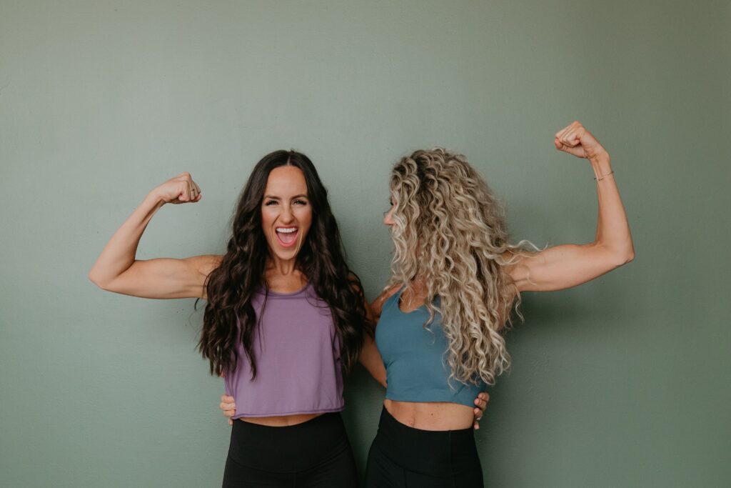 These fitness-loving sisters have an infectious energy! Meet Kass ...