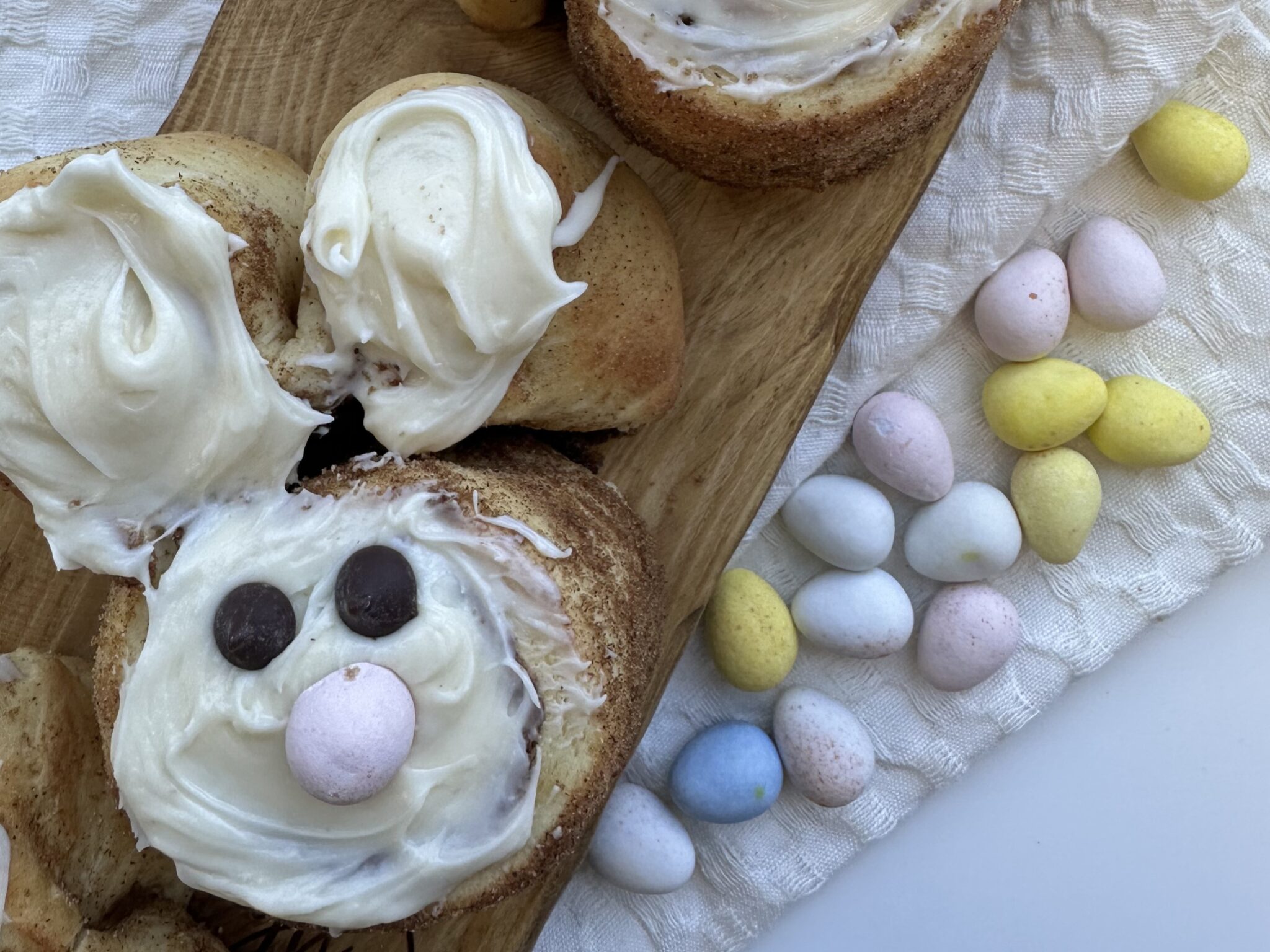 Turn a cinnamon roll into a bunny roll! Here's the easy tutorial...